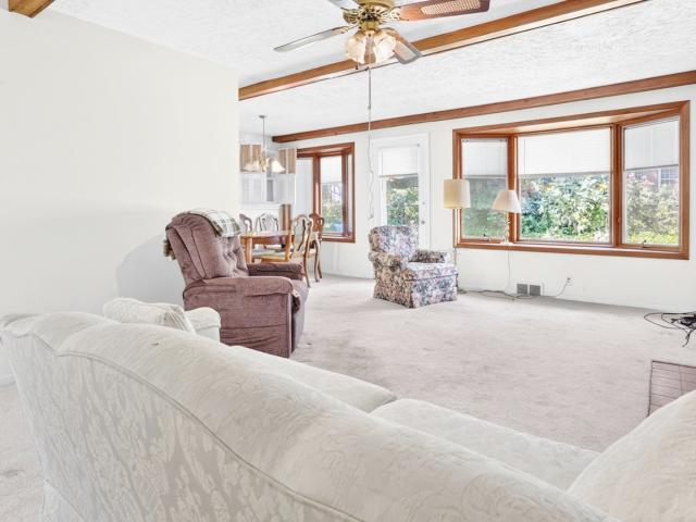 10 Walker Drive
