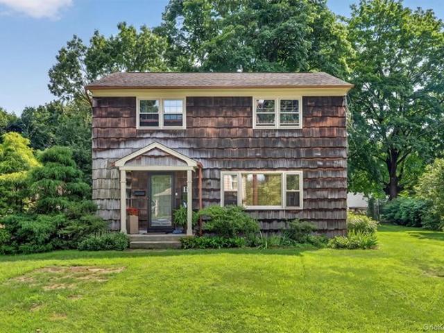 10 Washington Ave, Sloatsburg, NY 10974