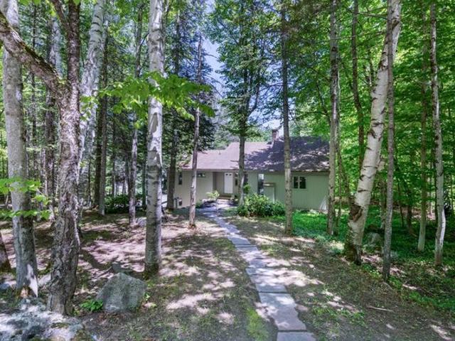 10 Wedgewood Dr, Grantham, NH 03753