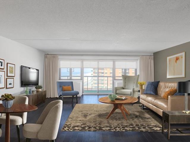 10 West Apartments 1C