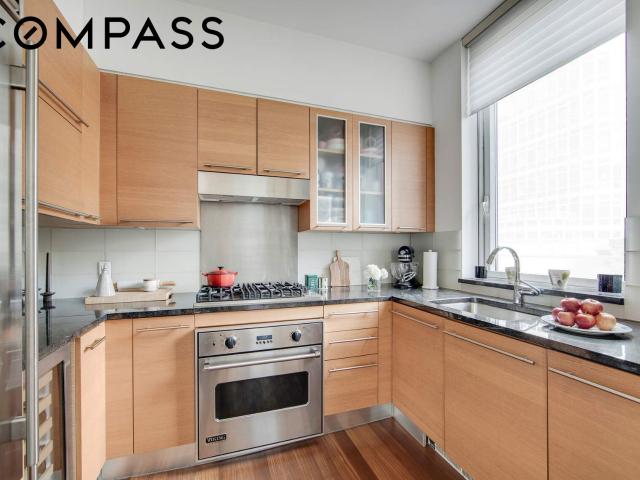 10 West End Avenue, New York, NY