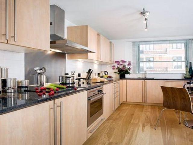 10 Weymouth Street, Marylebone. 3 bed flat to rent £6,933 pcm £1,600 pw