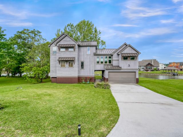 10 Wild Iris Court