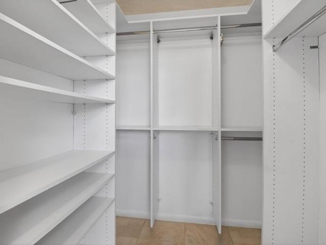 10 Willowbrook Ln Apt 207, Delray Beach, FL 33446