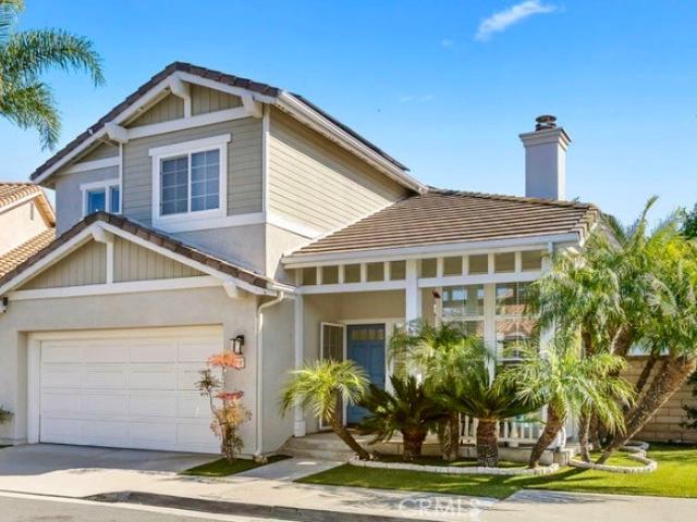 10 Willowbrook Ln, Rancho Santa Margarita, CA 92688 | MLS #OC26014 | Compass