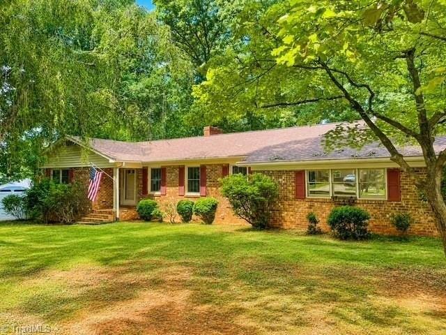 10 Woodcrest Dr, Lexington, NC 27295