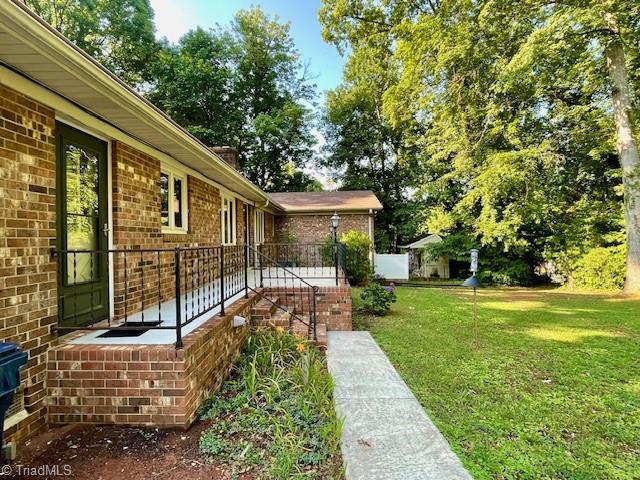 10 Woodcrest Drive