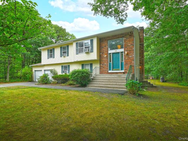 10 Woodbrook Circle