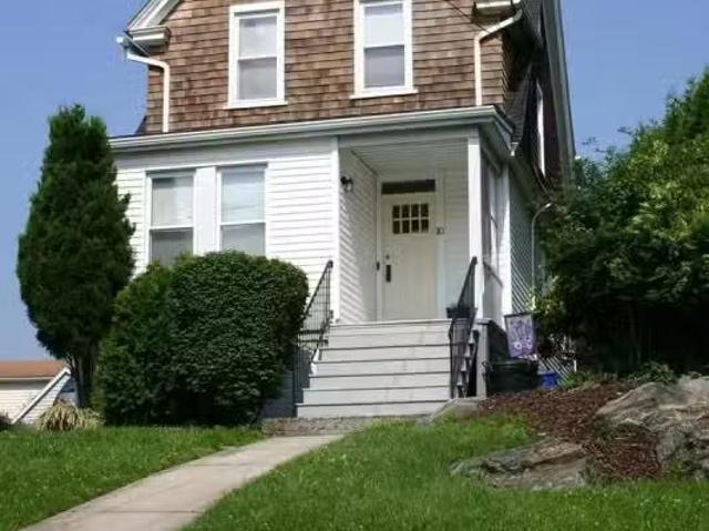 10 Woodland Drive, B, Greenwich, CT 06830