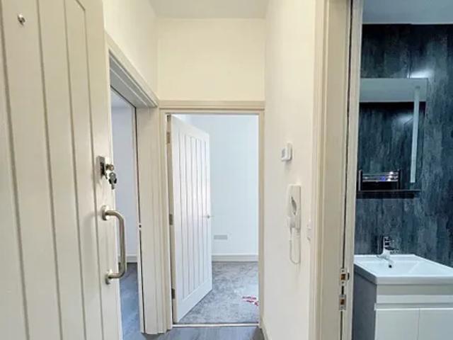 10 Woodland Road, Bebington, CH42 4AA, United Kingdom | 1 bed apartment for rent #165373323 | Rentberry