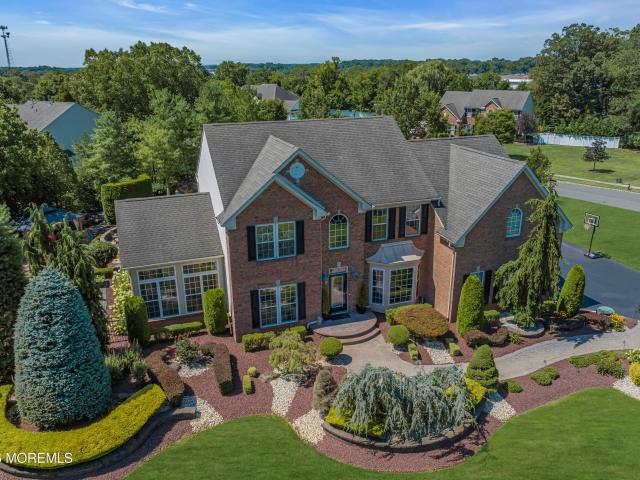 10 Yearling Place