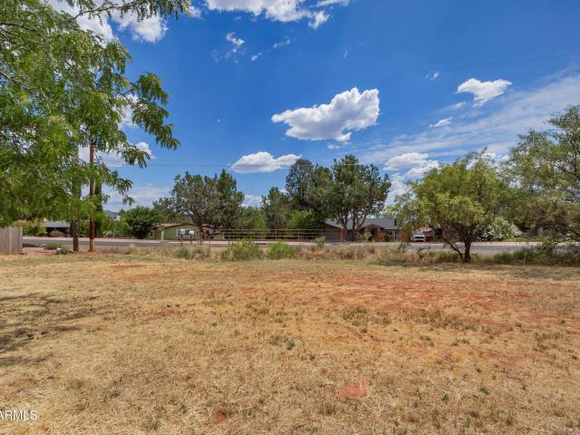 10 yucca drive #