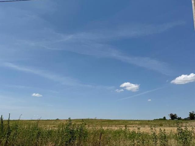 10 Acres County Line Road