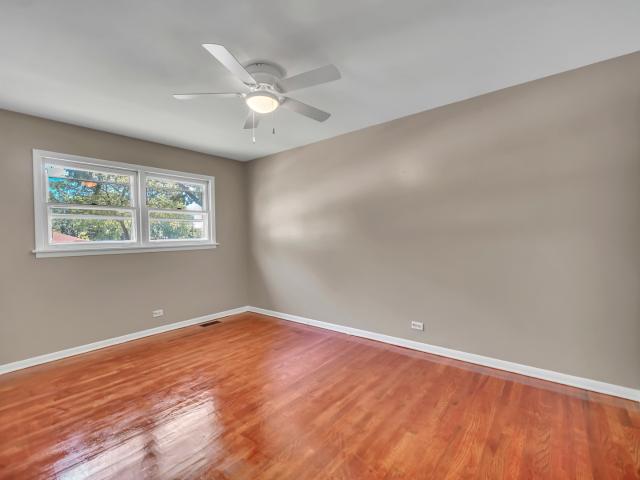 10 Adams Dr, Addison, IL 60101 | MLS #12668