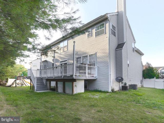10 Alexander Lane