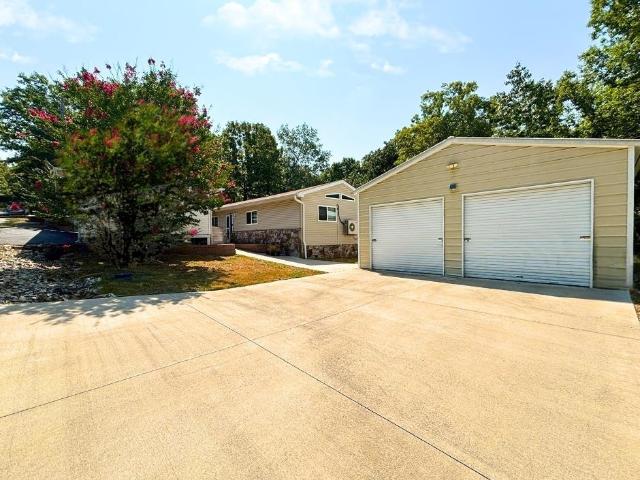 10 Algonquin Circle