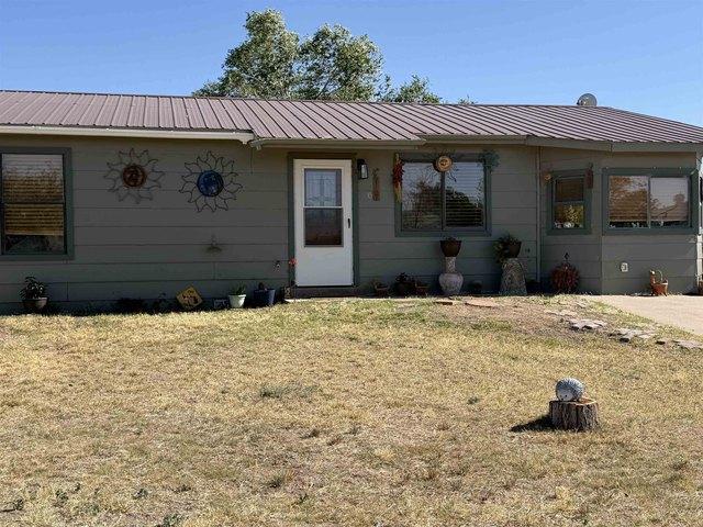 10 Alicia Dr, La Luz, NM 88337