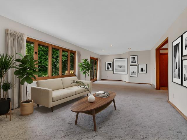 10 Allendale Drive