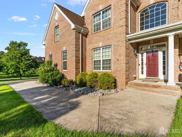 10 Altori Court
