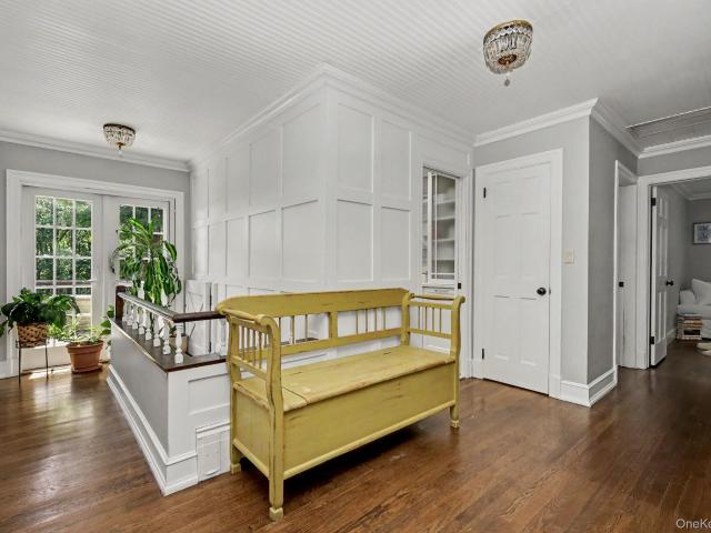 10 Apple Tree Lane