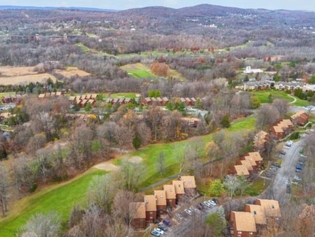 10 Augusta Dr Unit 9, Vernon, NJ 07462