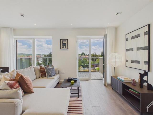 10 Aviator Drive, Brent Cross, London. 1 bed apartment to rent £2,400 pcm £554 pw