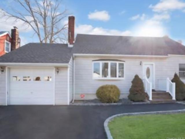 10 Bainbridge Avenue