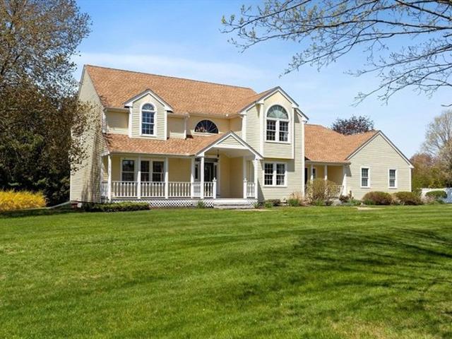 10 Baldwin Rd, Westford, MA 01886