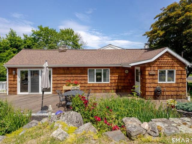 10 Baxter St, Danbury, CT 06811