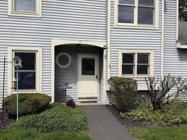 10 Bennington Way, Halfmoon, NY 12065
