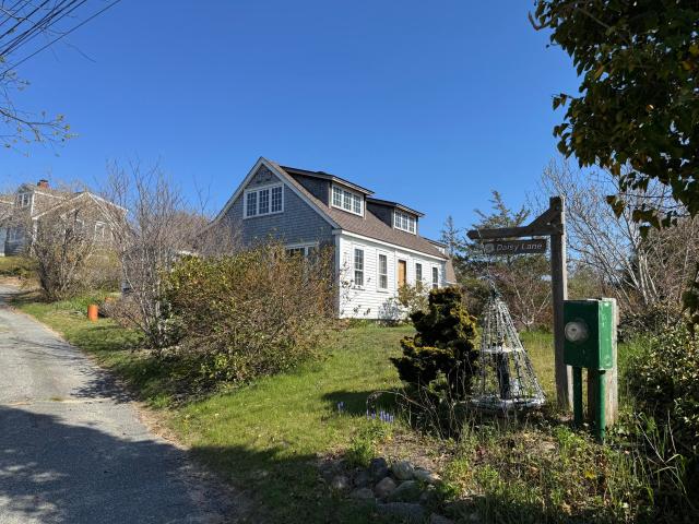 10 Benson Road