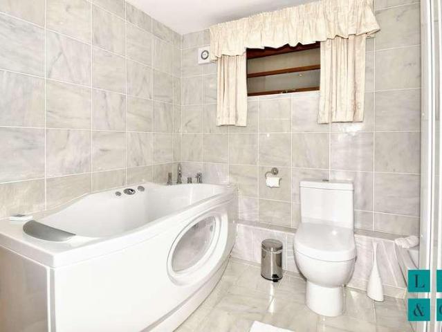 10 bed flat for sale