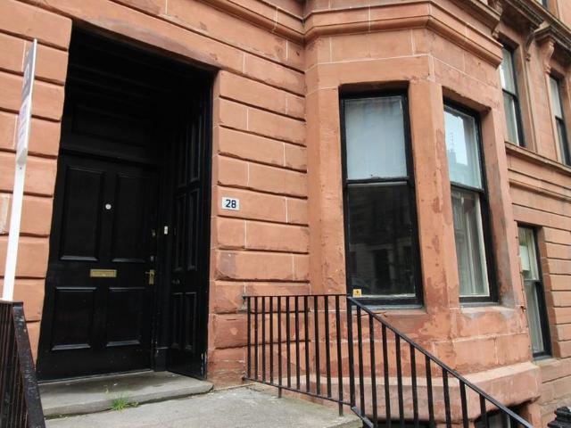 10 Bed Flat, Kersland Street, G12