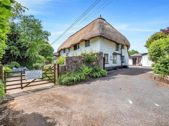 10 bed house for sale