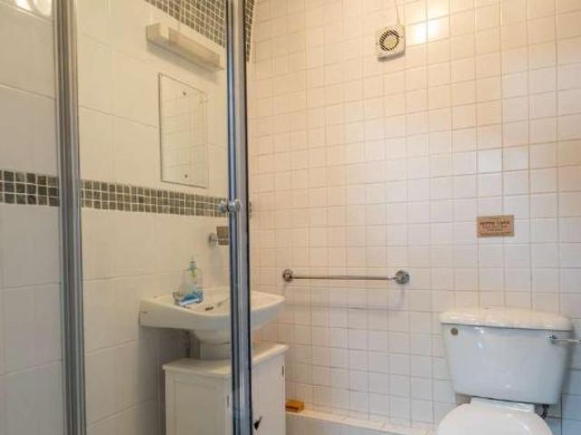 10 bed house for sale