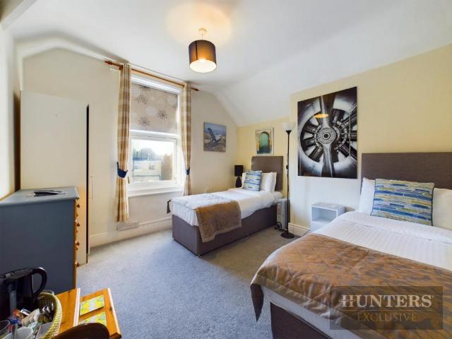 10 bed house for sale
