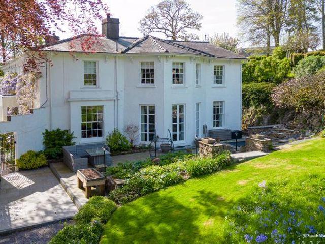 10 bed house for sale