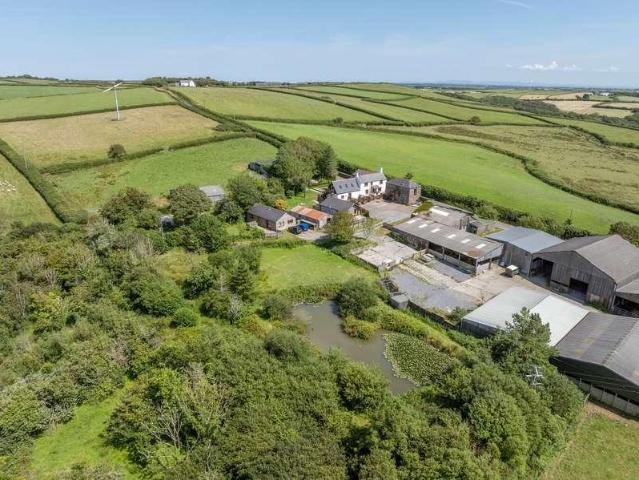 10 bed house for sale