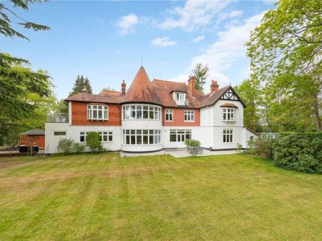 10 bed house for sale