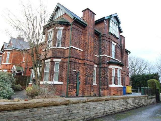 10 bed house for sale