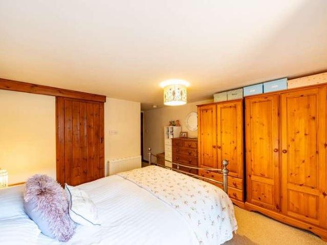 10 bed property for sale