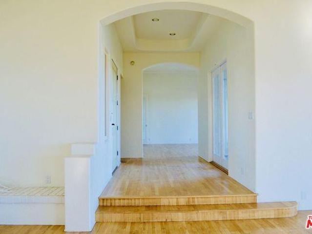 10 bedroom, Malibu CA 90265 88405306