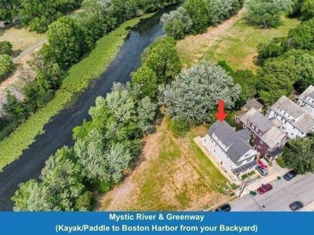 10 bedroom, Medford MA 02155 105124471