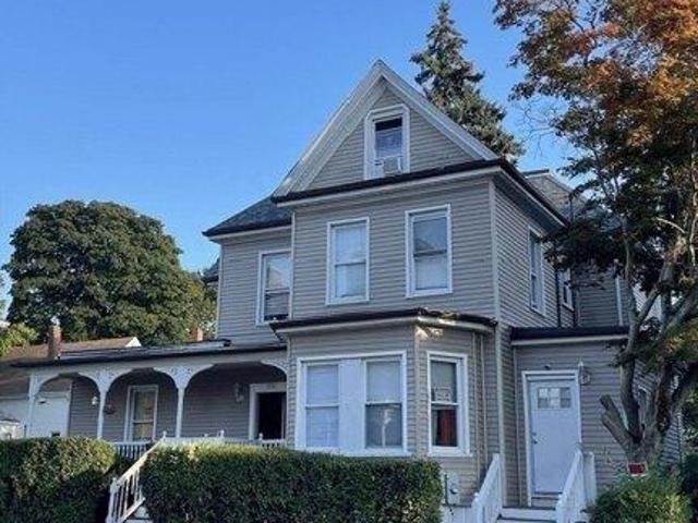 10 bedroom, New Bedford MA 02740 104543695
