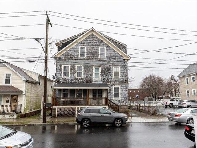 10 bedroom, New Bedford MA 02740 104832141