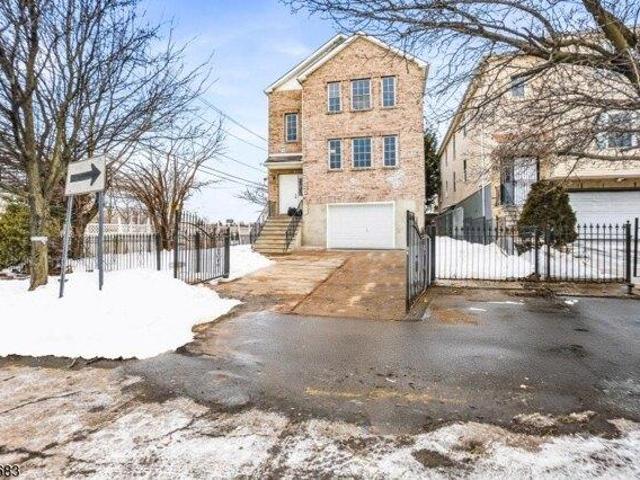 10 bedroom, Newark NJ 07108 101747503