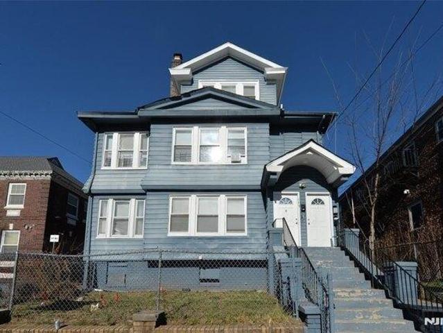 10 bedroom, Newark NJ 07112 102254950