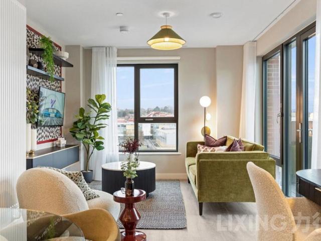 10 bedroom apartment for sale