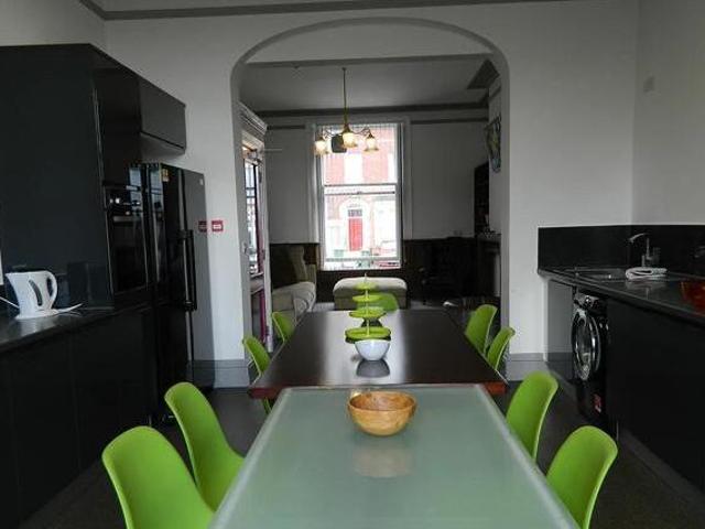10 Bedroom Apartment For Rent In Preston
