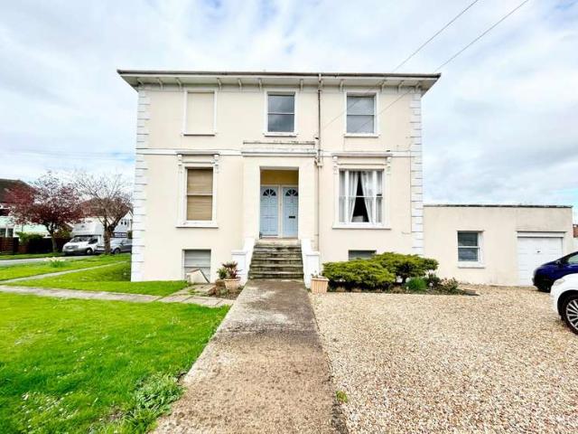 10 Bedroom Apartment Flat